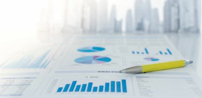 ERP Reporting: Top 7 Features to Consider for Your System